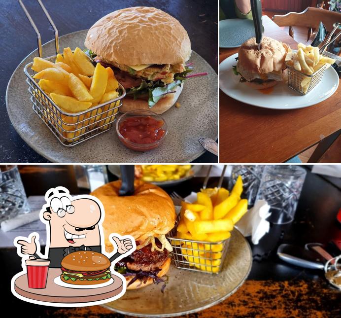 1914 Cafe & Bar, Erica - Restaurant menu, prices and reviews