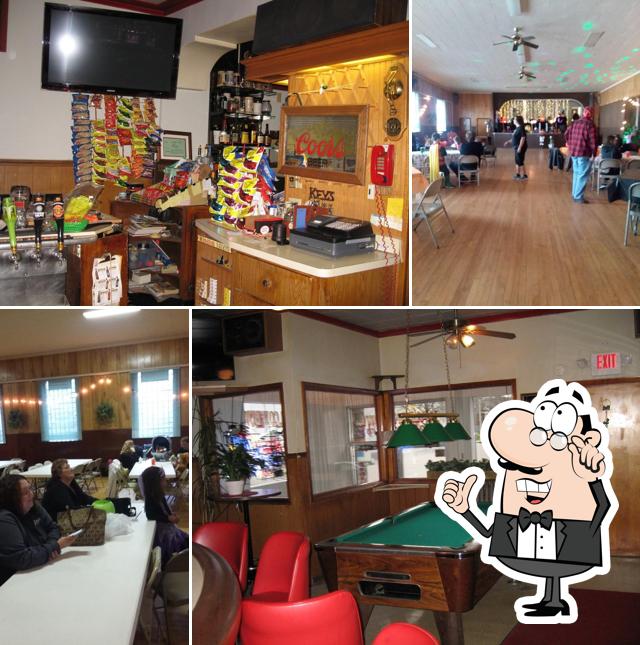 Falcon Bowl in Milwaukee - Restaurant reviews