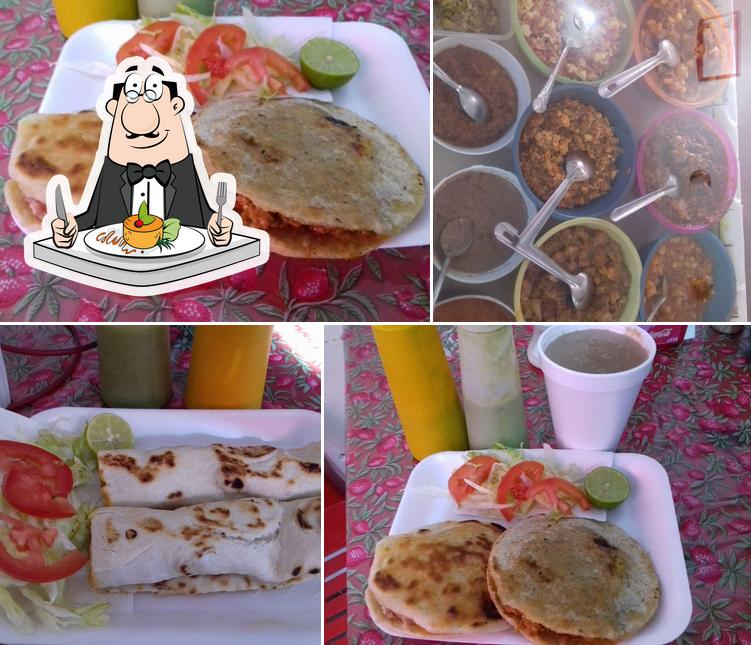 Gorditas y burritos Doña Cuca, Saltillo - Menú del restaurante, precios ...