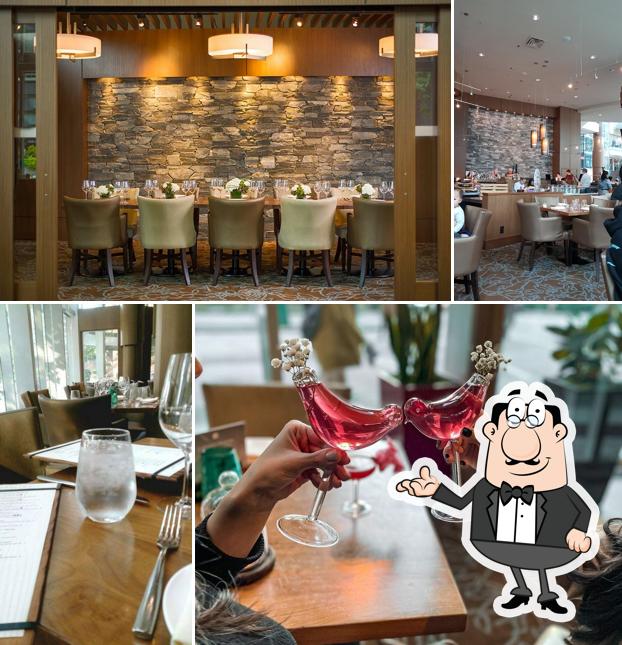 Showcase Restaurant & Bar, 1122 W Hastings St in Vancouver - Restaurant ...