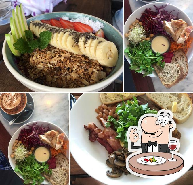 Ruko Cafe, Canggu, Jl. Pantai Berawa No.99 - Restaurant menu and reviews