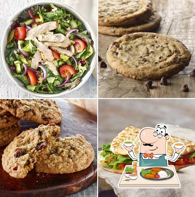 Panera Bread, 765 Elmwood Ave in Buffalo - Restaurant menu and reviews