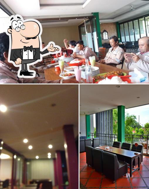 Cafe Daun, Cilacap - Restaurant reviews
