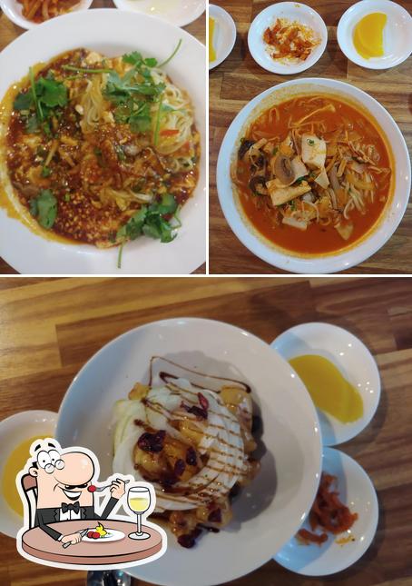 Wei restaurant, Seoul, 마곡중앙로5로 6 마곡나루역보타닉푸르지오시티상가 2층 218호 - Restaurant ...
