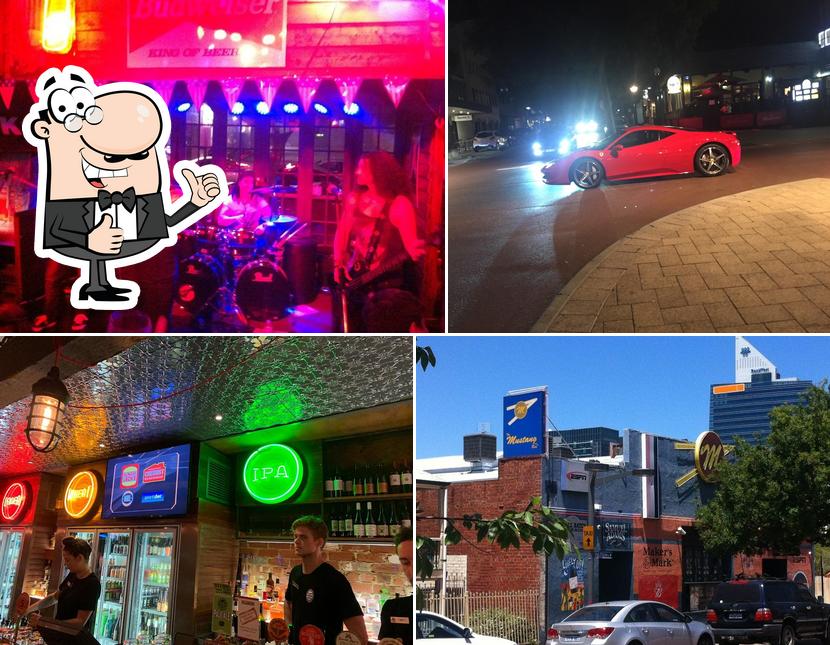 Mustang Bar, 46 Lake St in Northbridge - Restaurant menu and reviews