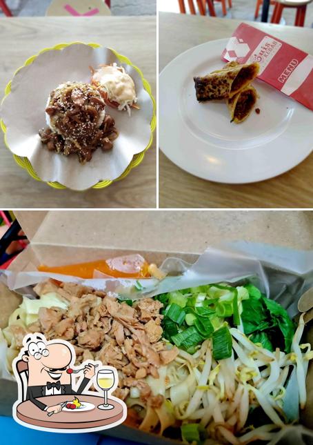 Foodcourt DPR restaurant, Central Jakarta - Restaurant menu and reviews