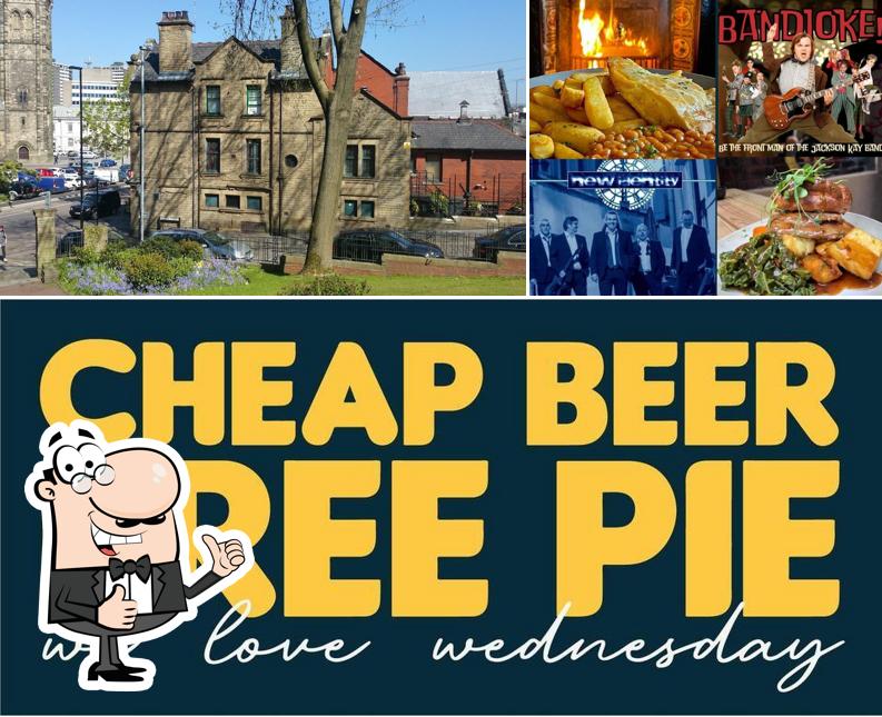 Flying Horse Hotel in Rochdale - Restaurant menu and reviews