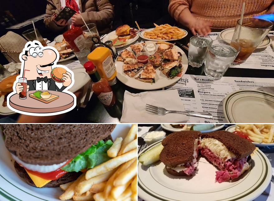 Hackney's on Harms, 1241 Harms Rd in Glenview - Restaurant menu and reviews