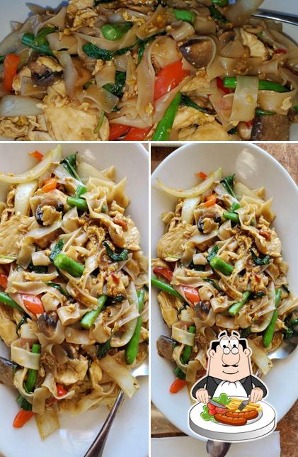 Smiley Thai To Go in Largo - Restaurant menu and reviews