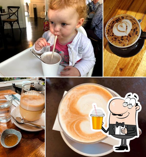 One Pear Tree in Frankston - Restaurant menu and reviews
