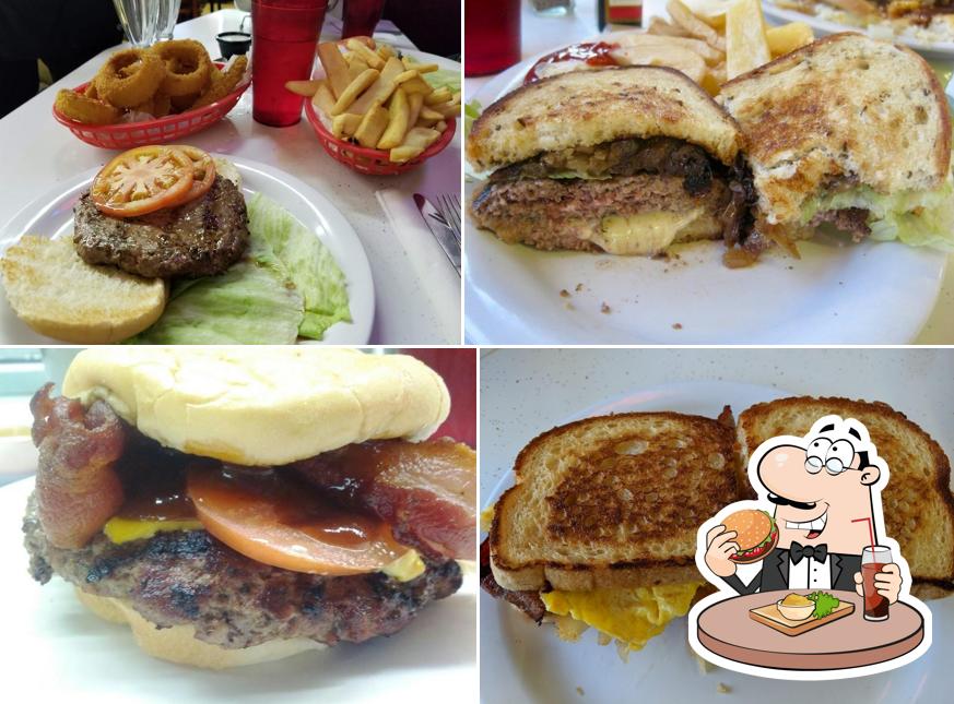 Top 5 restaurants with cheddar burgers in Hayward, september 2025 ...
