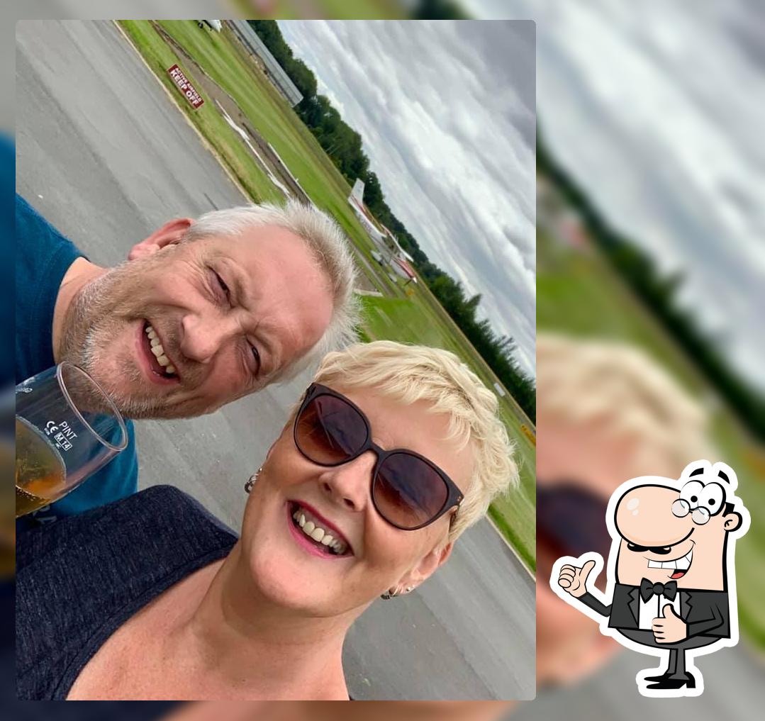 Shobdon Airfield Coffee Shop, Shobdon - Restaurant menu, prices and reviews