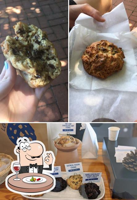Levain Bakery - Wainscott, 354 Montauk Hwy in Wainscott - Restaurant ...