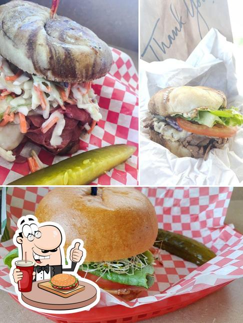Rocco's Riverside Deli, Pueblo - Menú del restaurante, precios y reseñas