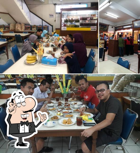 R.M. Family Sakato restaurant, Tangerang - Restaurant reviews