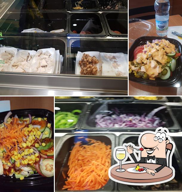 Subway, 5A Low Rd in Leeds - Restaurant menu and reviews