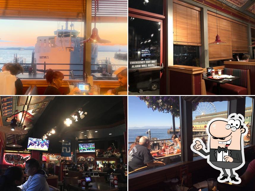 Red Robin Gourmet Burgers and Brews, Seattle - Restaurant menu, prices ...