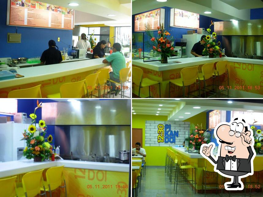 12:30 pikando restaurant, Arequipa