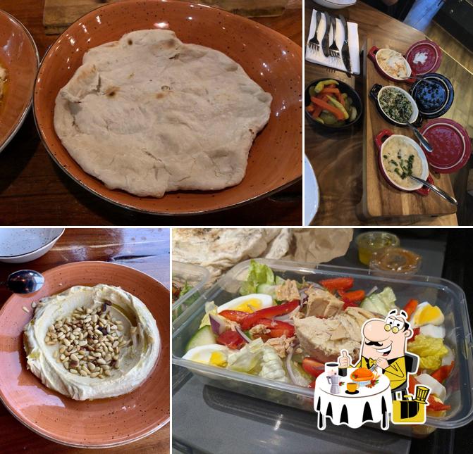 CrowdedHouse Restaurant, Toronto - Restaurant menu, prices and reviews