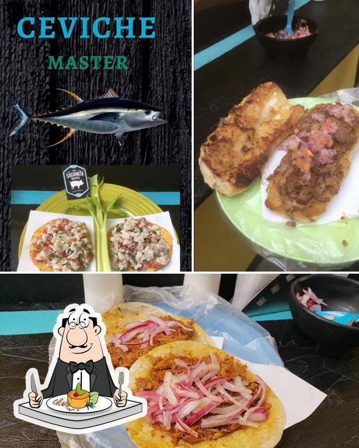 La Cochinita restaurant, Мексика, Blvd. CampestreCol. Rioja ...