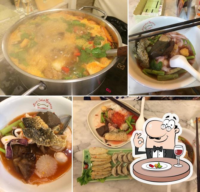 เย็นตาโฟเครื่องทรง อ.มัลลิการ์ (Mullika Yentafo) restaurant, Nonthaburi ...