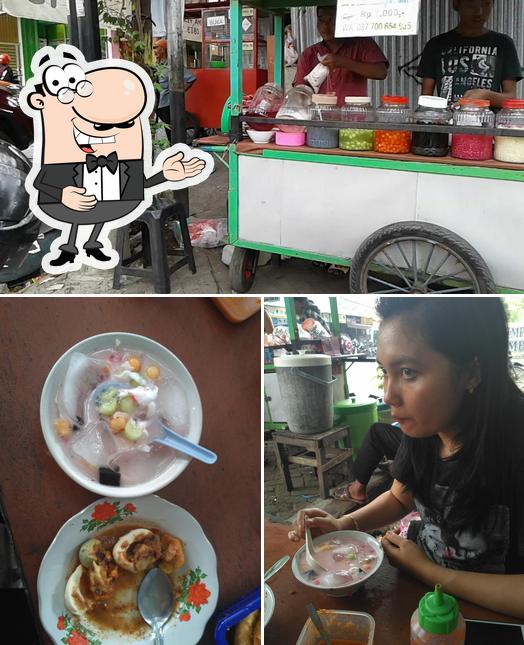 Es Rumput Laut ( Pak WAWAN ) cafe, Semarang - Restaurant reviews