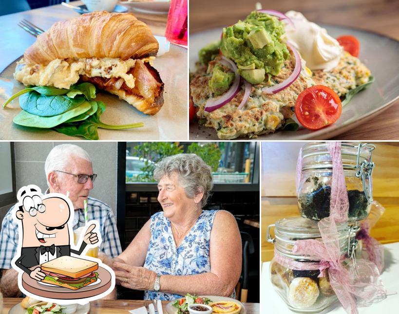 Kerb Cafe, Highfields - Restaurant menu, prices and reviews