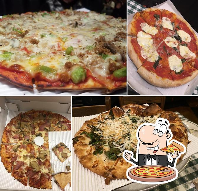 Top 1 restaurant with greek pizza in Piqua, october 2025 - Restaurant Guru