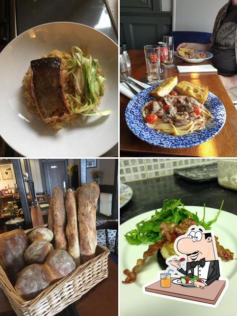 Top 5 pubs & bars in Dunoon, october 2025 - Restaurant Guru