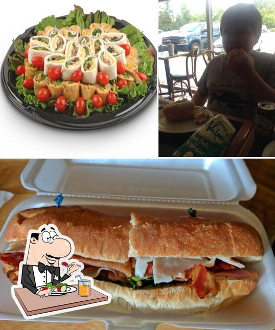 Chelsea Deli & Cafe, Humble - Restaurant menu, prices and reviews