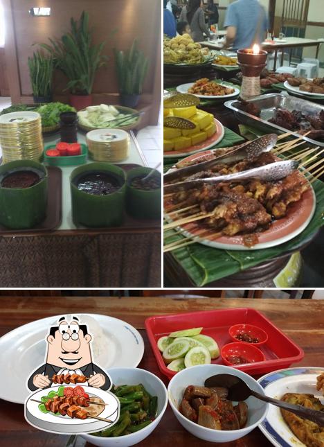 Ampera Sundaneese Traditional Food. restaurant, Bogor, Jl. K S Tubun ...