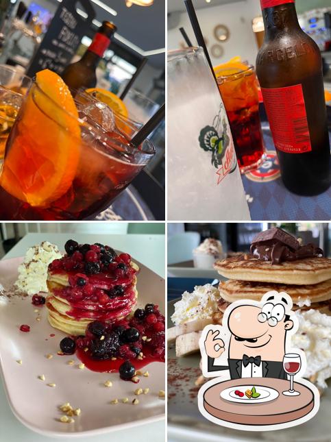 Plaza Cafe, Canonica - Restaurant reviews
