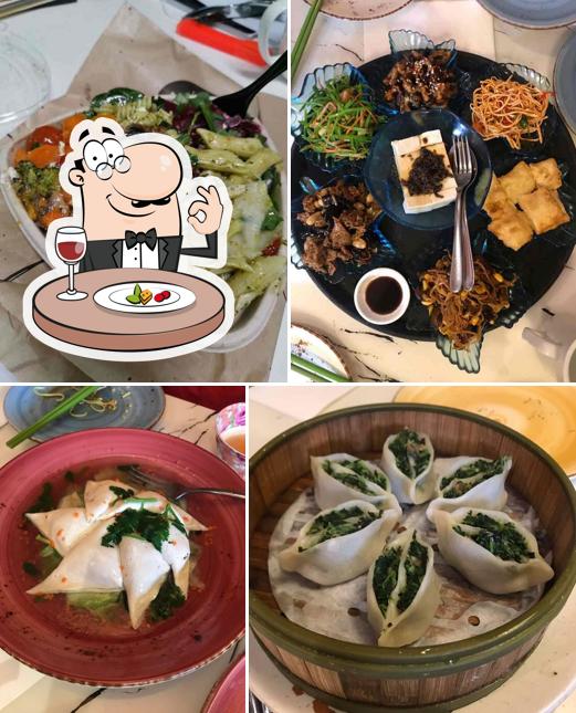 Gong De Lin in Melbourne - Restaurant menu and reviews