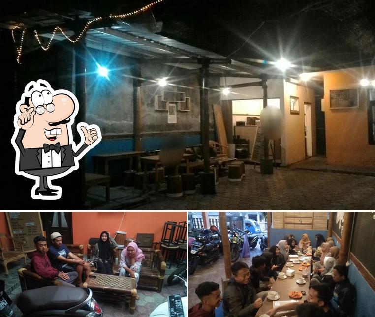 Cafe Kebun Sari, Pandesari - Opiniones del restaurante