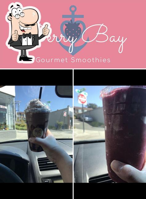 Berry Bay Smoothies, Oak Harbor - Restaurant menu, prices and reviews