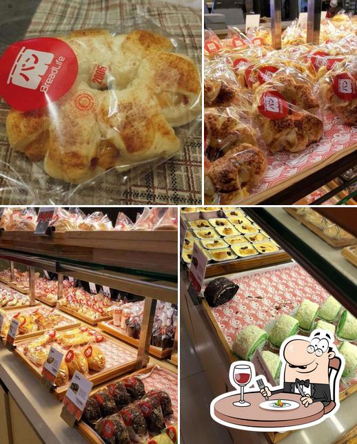 Bread Life Gajah Mada Plaza, Jakarta, 87 - Restaurant menu and reviews