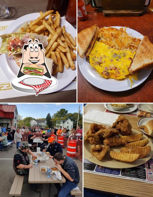 Applejack's Restaurant & Pub, Marinette - Restaurant menu, prices and ...