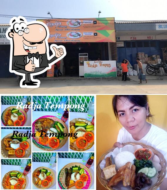 RADJA TEMPONG restaurant, Bekasi Regency, Jl. Jawa Raya pertokoan blue ...