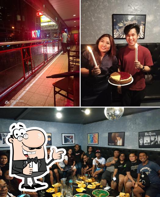 Music 11 Plaza, Makati, Buendia - Restaurant menu, prices and reviews