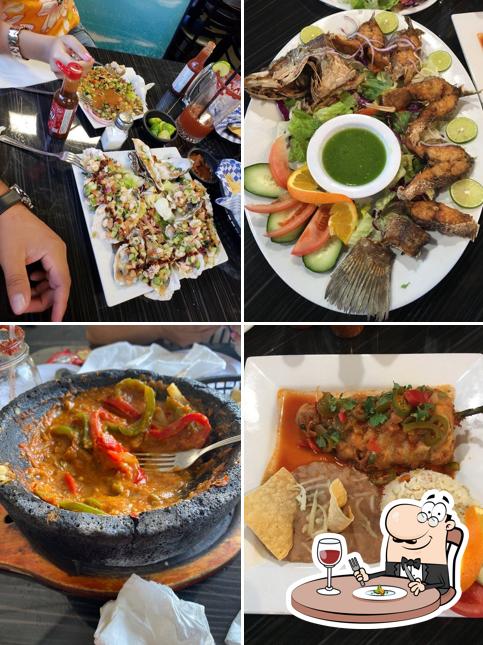 Mariscos El Capitan in Santa Ana - Restaurant menu and reviews