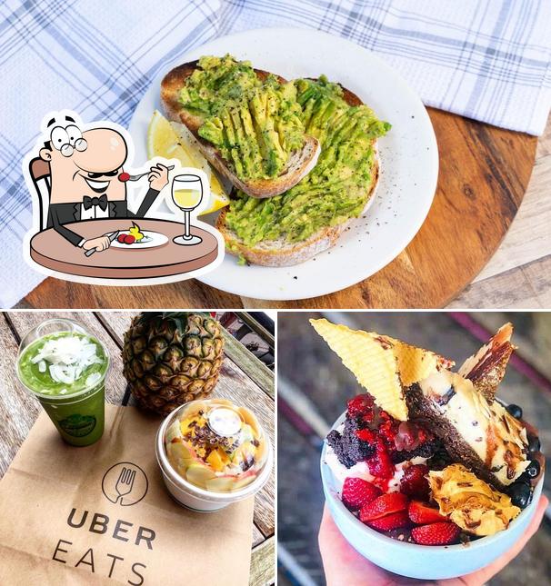 Charlie's Raw Squeeze in Clontarf - Restaurant menu and reviews