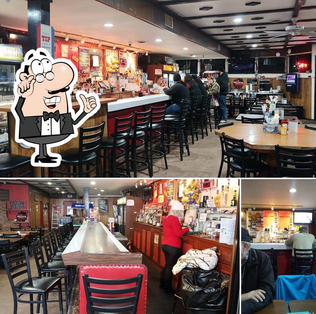 Sit-N-Bull Bar in Taylor - Restaurant reviews