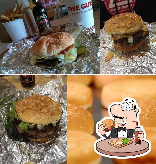 Five Guys in Sunset Hills - Restaurant menu and reviews