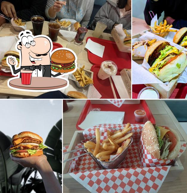 Jerry's Famous Shakes Mexicali, Mexicali - Restaurant menu, prices and ...