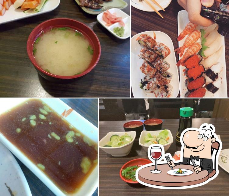 Kyoto House, 143 Dundas St W in Toronto - Restaurant menu and reviews