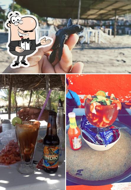 Playa Linda restaurant, Puerto Arista - Restaurant reviews