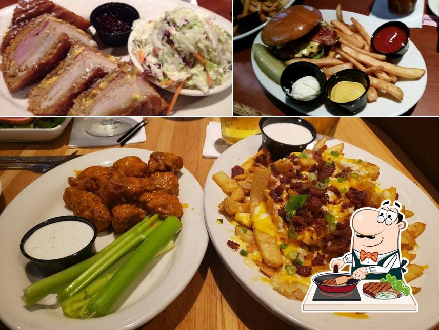 Blue 32 Sports Grill, Gilbert - Restaurant menu, prices and reviews