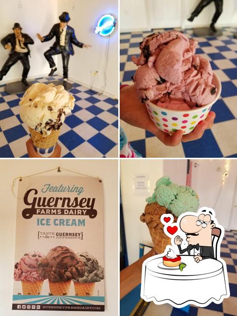 Blue Moon Ice Cream in Port Austin - Restaurant reviews