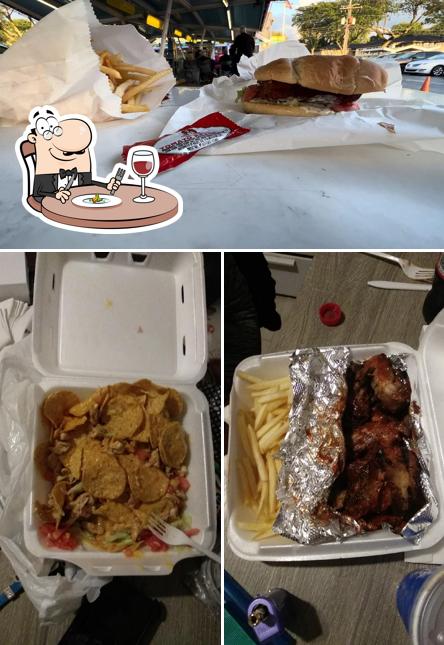 Johnsen's Blue Top Drive In in Highland - Restaurant menu and reviews