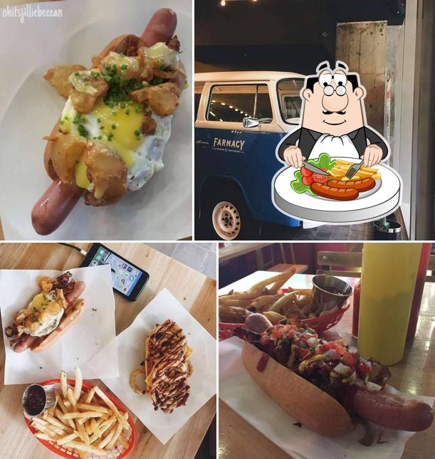 Pink's Hot Dogs BGC, Taguig - Restaurant menu, prices and reviews